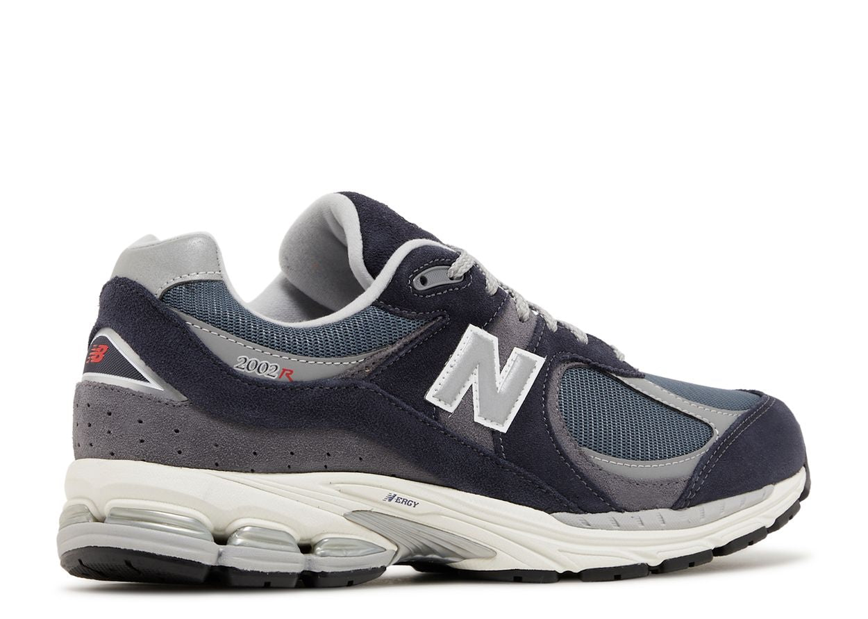 New Balance 2002R Eclipse Raincloud – SneakersLab